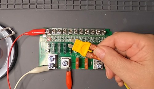 RV Monitor Panel Not Working - Causes & How to Fix