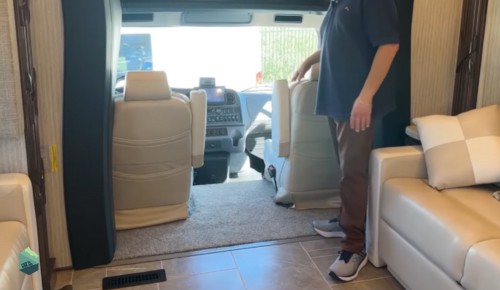 8 Common Newmar RV Problems and How to Fix It